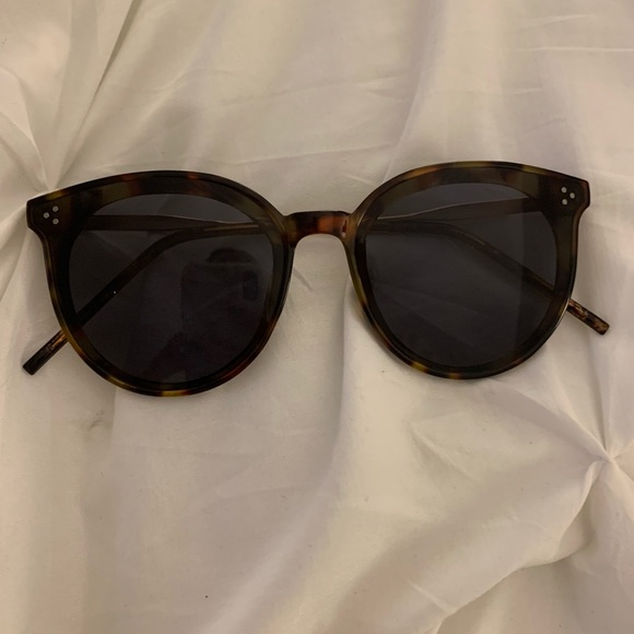 Accessories | Tortoise Preppy Round Sunglasses | Poshmark